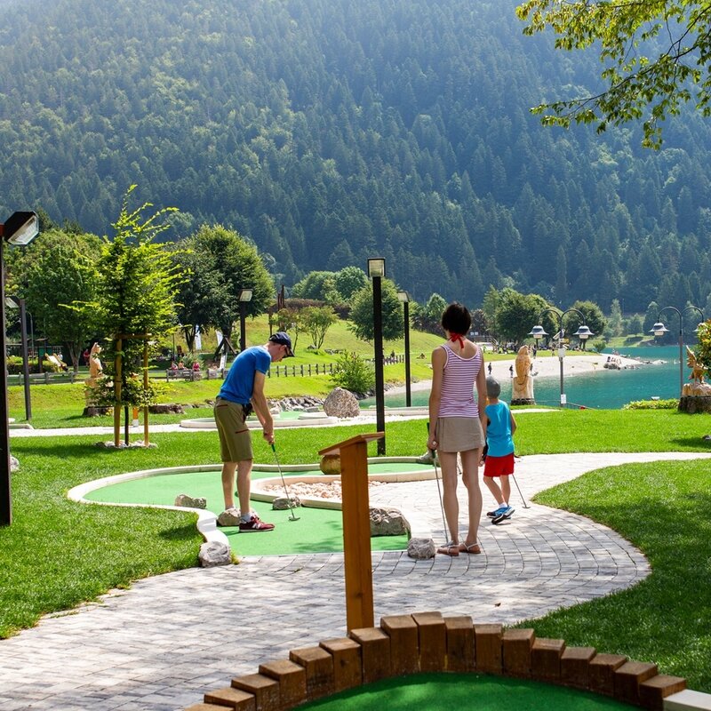 Cosa fare al lago di Molveno in estate